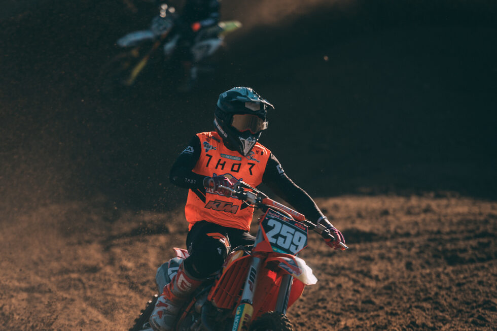 DUROW IN HOT PURSUIT FOR DOUBLE CHAMPIONSHIP GLORY! | Motorsport South ...