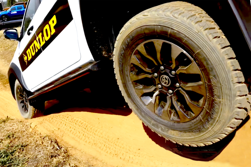 DUNLOP STARS AMONG FESTIVAL THRILLS | Motorsport South Africa