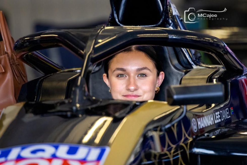 YOUNG, DRIVEN, AND DETERMINED: MEET 17 YEAR OLD RACER HANNAH LEE DANIEL | Motorsport South Africa